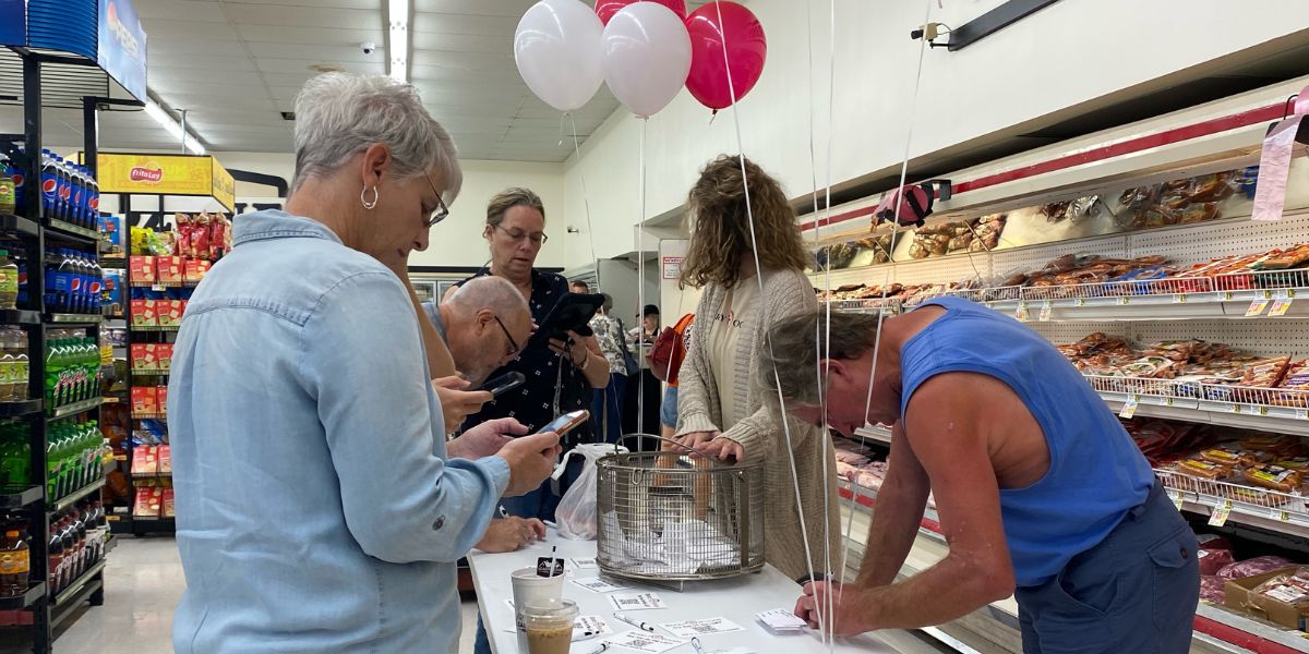 Berry Foods Celebrates 1 Year Anniversary