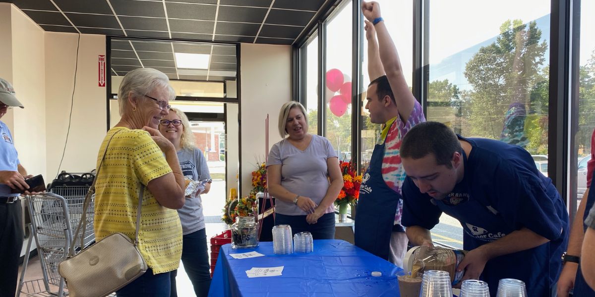 Berry Foods Celebrates 1 Year Anniversary